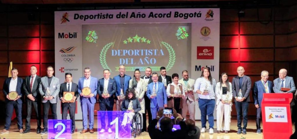 NATALIA LINARES Y DANIELA COLMENARES DEPORTISTAS DEL AÑO ACORD BOGOTÁ ...
