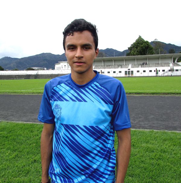 ANDRÉS PERDOMO UNO DE LOS GOLEADORES DEL EQUIPO DE LA UNIVERSIDAD ...