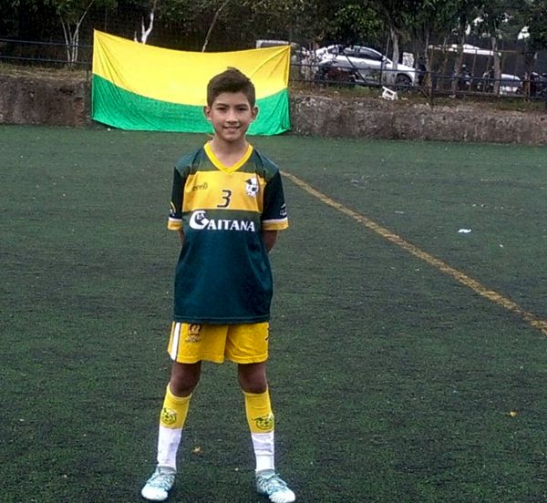 MARIO ALEJANDRO RODRÍGUEZ UN JUGADOR QUE SE DESTACA EN EL CLUB LA ...